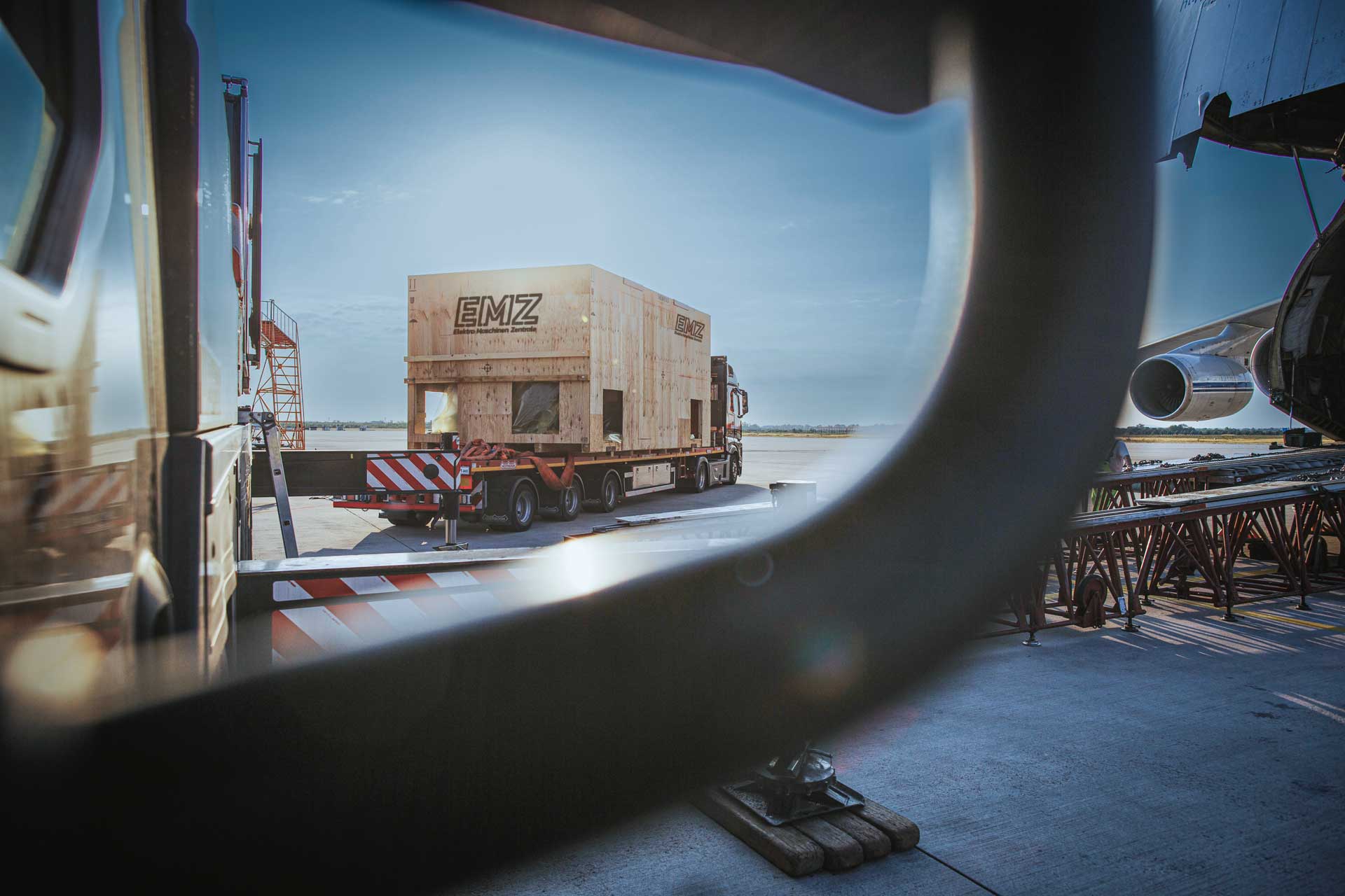 EMZ - electric motors for high voltage and low voltage